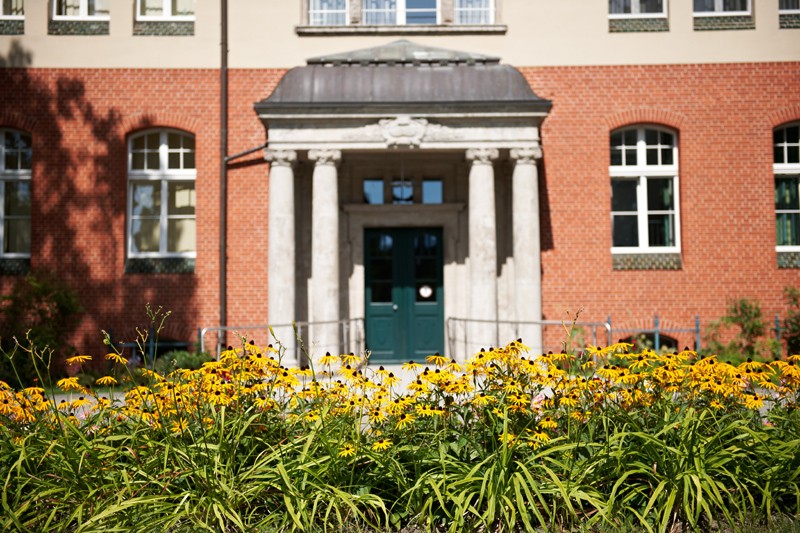 Kontakt - Recura Kliniken SE